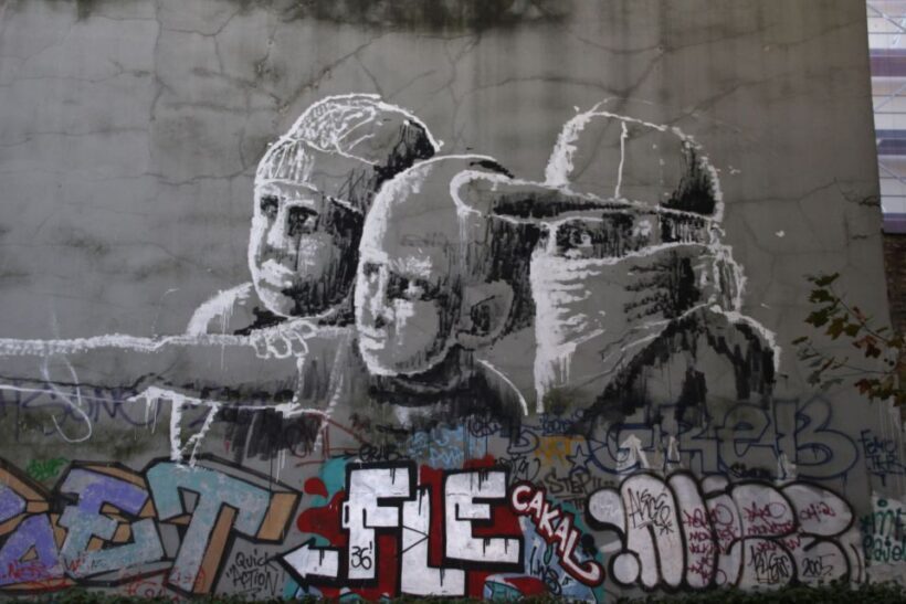 Berlin: Street Art and Graffiti Private Walking Tour - Why This Tour Offers Great Value