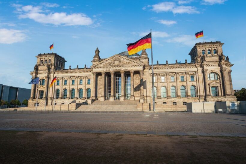 Berlin: Top Sights Guided E-Scooter Tour - FAQ