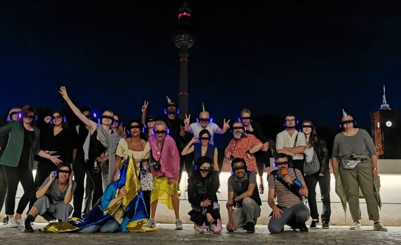 Berlin: Walk and Dance Silent Disco Tour with 80s / 90s - FAQ