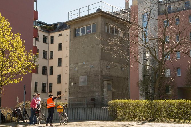 Berlin Wall and Cold War Bike Tour in Small Groups - Historical Background