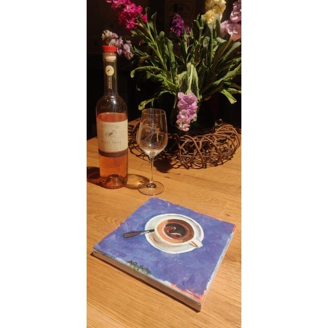 Berlin: Wine on Canvas - Paint Workshop and Wine Tasting - The Value of the Experience