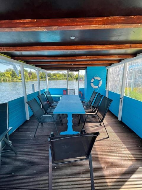 Berlin: Wonderful Days Renting the Raft Antigua - Key Points