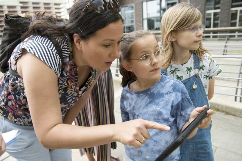 Berlin:City Exploration Scavenger Hunt for Kids with Geolino - Practical Tips for Participants