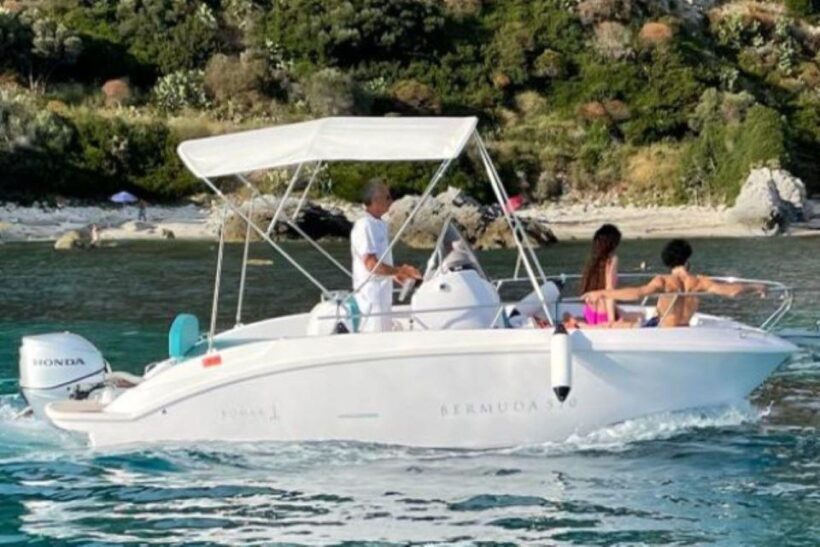 BERMUDA 570 Boat rental without a license - The Sum Up