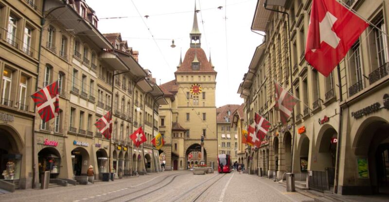 Bern: Capture the Most Photogenic Spots With a Local - Key Points