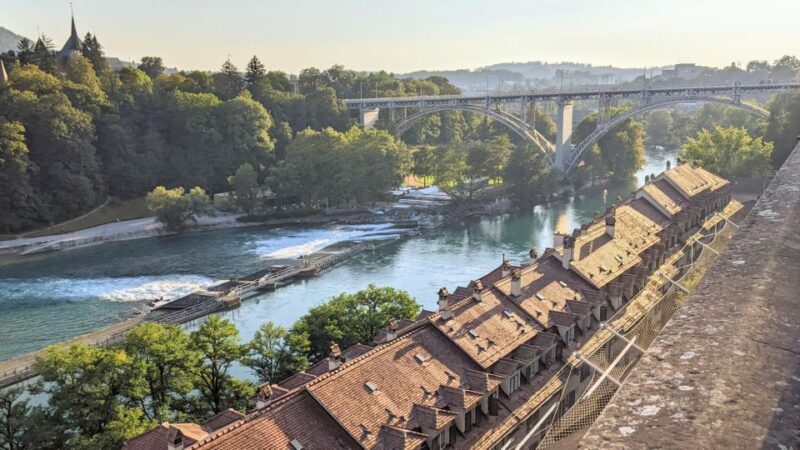 Bern: Highlights and Old Town Self-guided Walk - Visiting Bern Cathedral