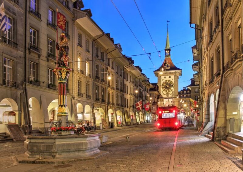Bern: Highlights & Hidden Gems Guided Tour in a Small Group - Since You Asked