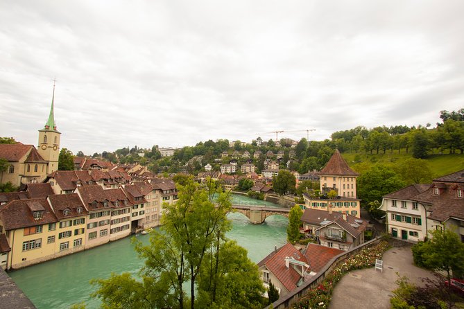 Bern Highlights Small-Group Walking Tour With a Local - Taking in Berns UNESCO-Recognized Old Town