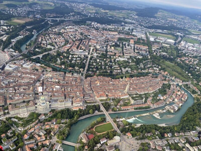 Bern: Private 18-Minute Helicopter Flight for up to 3 People - Key Points