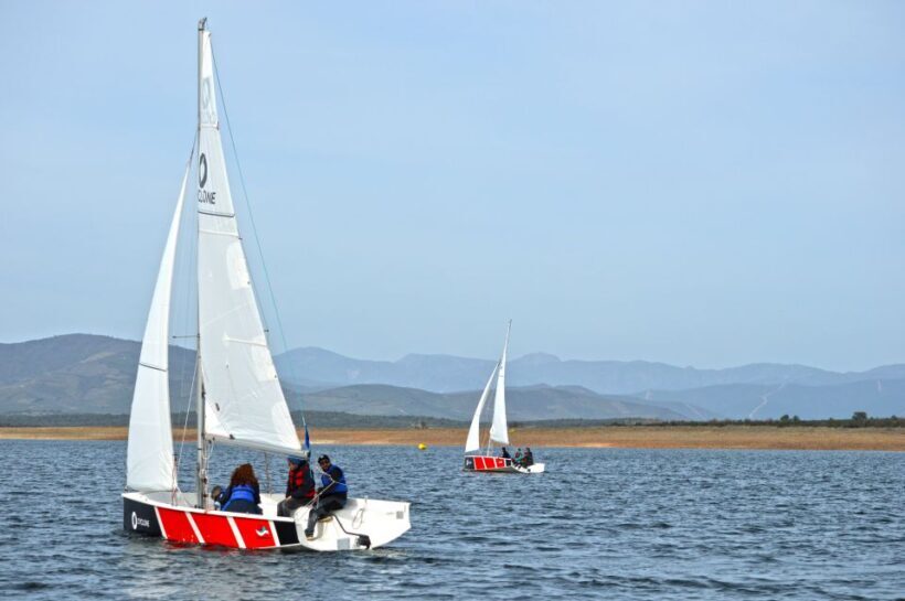Berrocalejo: Sailing Class in Natural Park - Exploring the Berrocalejo Sailing Class in the Natural Park