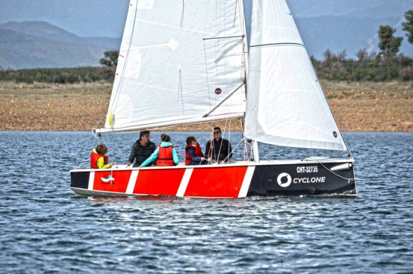 Berrocalejo: Sailing Class in Natural Park - FAQs