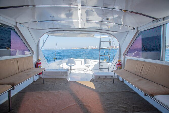 Bertram 38' Convertible Boat in Puerto & Nuevo Vallarta - FAQ