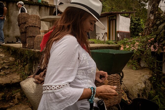 Best Coffee Tour From Medellin With Lunch and Transportation - Whats Included