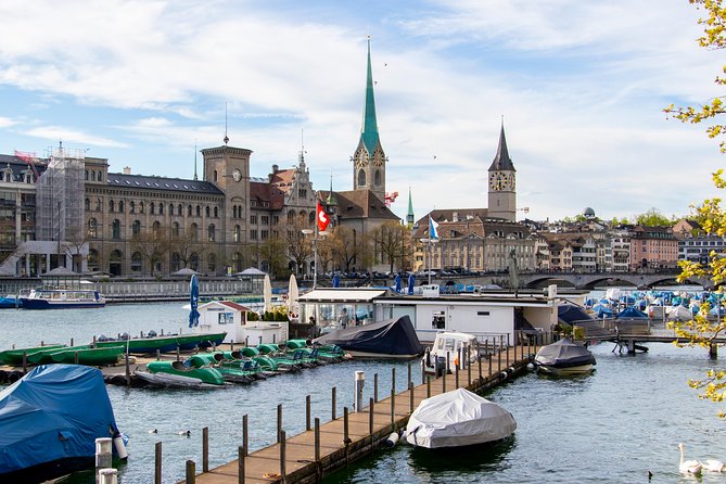 Best Intro to Zurich in 2 hours with a Local - Exploring Zurich’s Landmarks and Hidden Corners