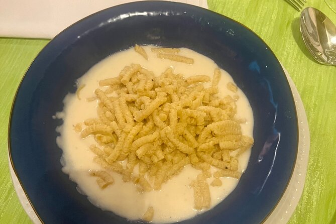 BEST MEDIEVAL VILLAGES GETAWAY - Private Day Tour From Bologna - Exploring the Charming Town of Dozza