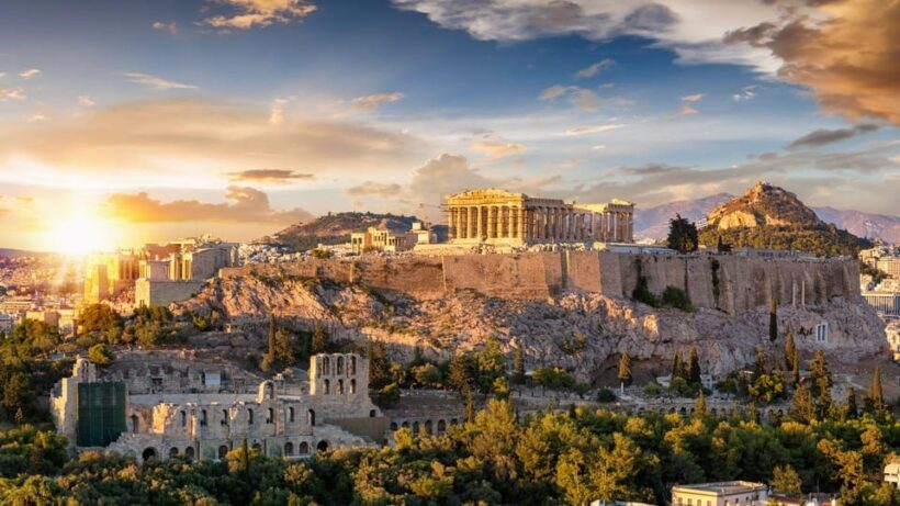 Best of Athens: Private Walking Tour with a Local - Detailed Breakdown of the Tour