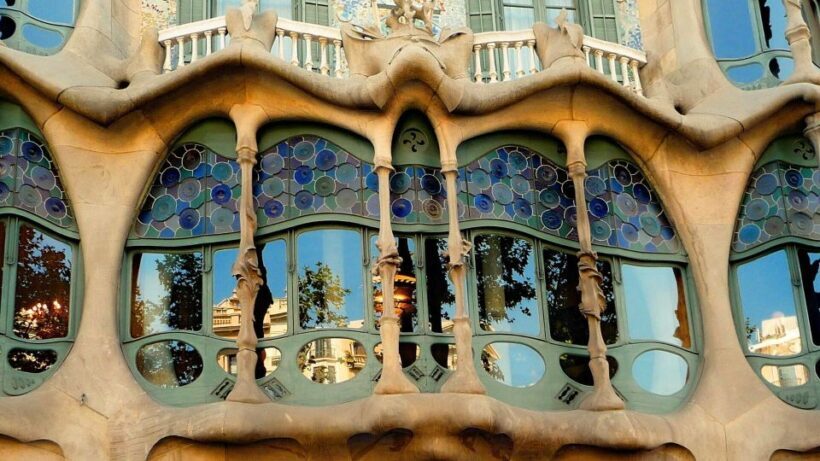 Best of Barcelona & Gaudi's Sagrada Familia w/ Hotel Pickup - Who Should Consider This Tour?