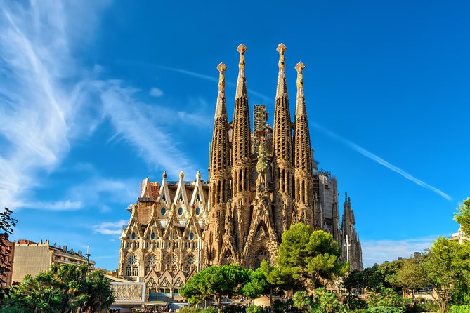 Best of Barcelona: Sagrada Familia & Park Guell Tour with Pick-up - Who Will Benefit Most From This Tour?
