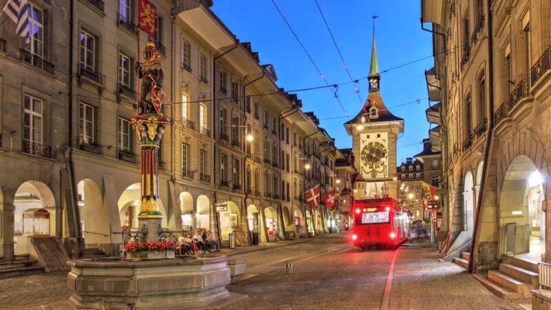 Best of Bern: Private Walking Tour With a Local - Getting Insider Tips and Navigating the City