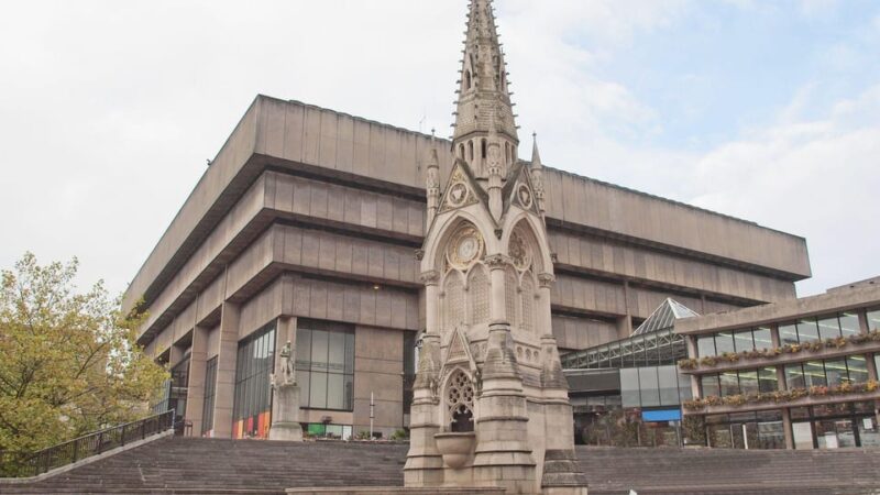 Best of Birmingham: Private Walking Tour with a Local - Who Is This Tour Best For?