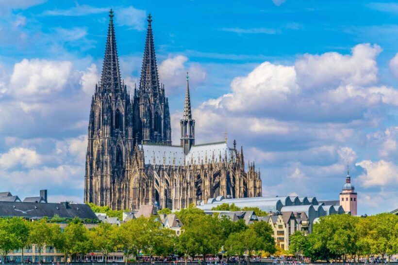 Best of Cologne in 1-Day Private Guided Tour with Transport - Who Should Consider This Tour?