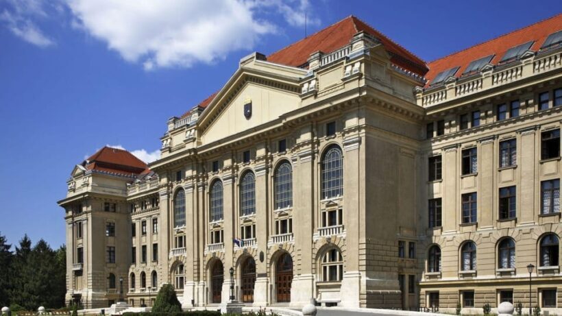 Best of Debrecen: Private Walking Tour with a Local - What Makes This Tour Stand Out