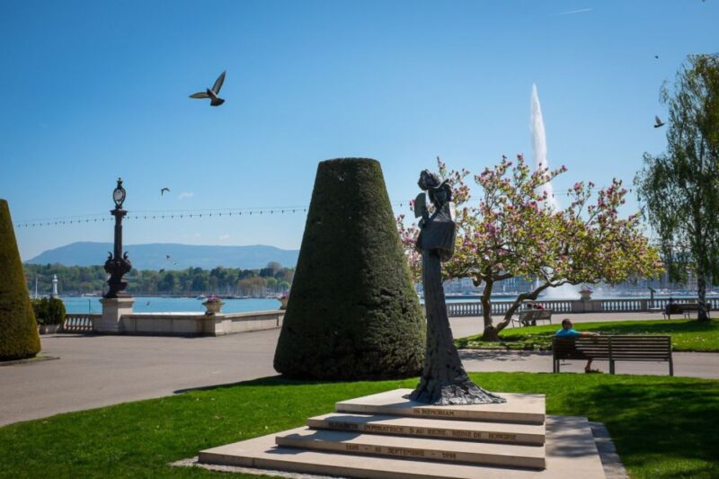 Best of Geneva: 2-Hour Tour of International Area & Old Town - Tour Options and Alternatives