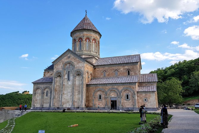 Best of Georgia - 3 or 4 Days Private Tour With Transfers and Guide - Accessibility and Participation Guidelines