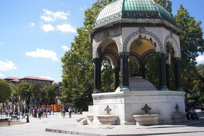 Best of Istanbul Full Day Private Tour With Guide - Discovering the Grand Bazaar