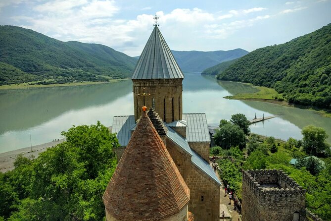 Best of Kazbegi - Must Do Mountain Tour From Tbilisi - Getting to the Meeting Point