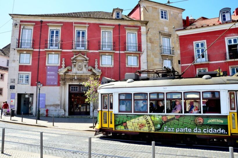 Best of Lisbon Walking Tour: Rossio, Chiado & Alfama - Exploring Lisbon’s neighborhoods: what to expect