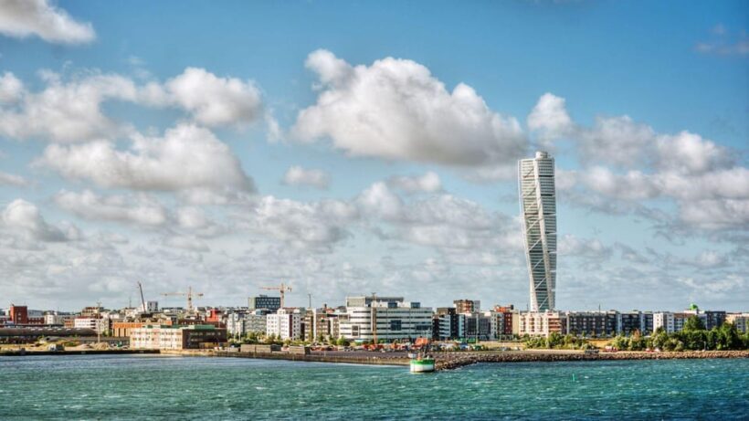 Best of Malmö: Private Walking Tour with a Local - Key Points