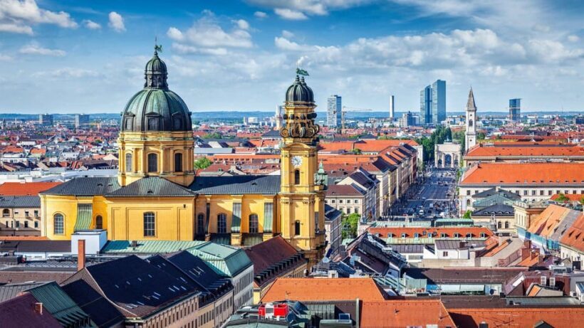 Best of Munich: Private Walking Tour with a Local - Key Points