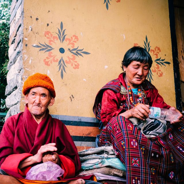 Best of Nepal & Bhutan Tourspectacular view  14 Days Tour - Transition Back to Kathmandu & Bhutan Flight — Days 8 & 9