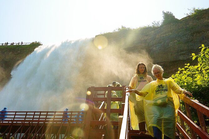 Best of Niagara Falls USA: Cave of the Winds & Maid of the Mist - A Deep Dive into the Niagara Falls Experience