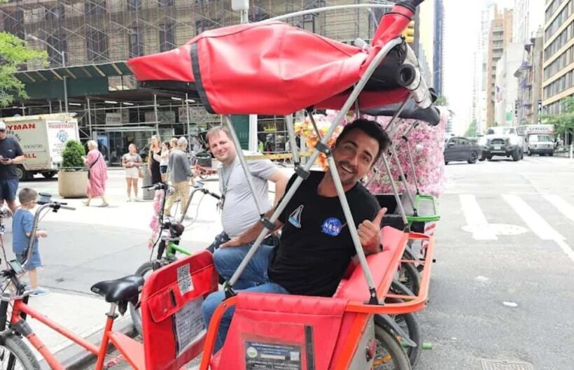 Best of NYC:Top-Rated Sex and the City Hotspots Pedicab Tour - Key Points