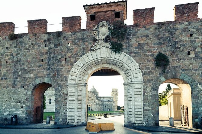 Best of Pisa Guided Walking Tour with Leaning Tower Entry Ticket - The Sum Up
