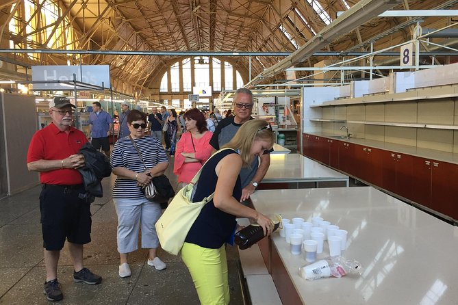 Best of Riga Walking Tour - Highlights and Hidden Gems - Traveler Experiences: Reviews and Recommendations