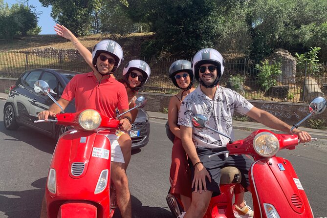 Best of Rome Vespa Tour With Francesco (Official Licensed Guide) - Navigating Rome on a Vespa