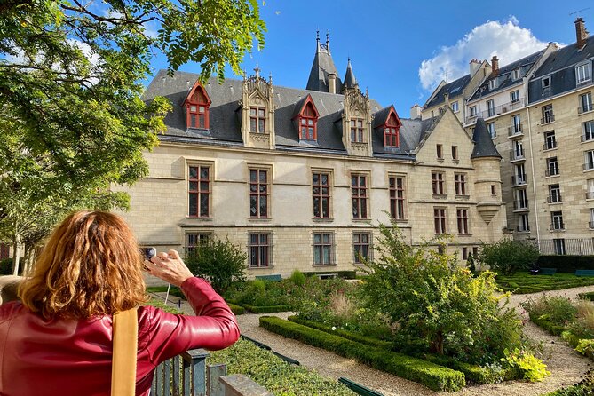 BEST OF ROYAL DAYS & LIFE : 3 audioguided tours - A Deep Dive into the Experience