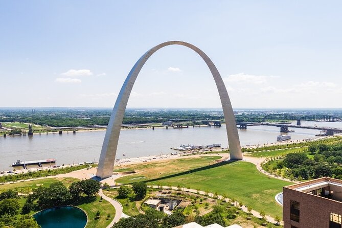 Best of St. Louis Small Group Tour w/St Louis Arch & River Cruise - Who Should Consider This Tour?