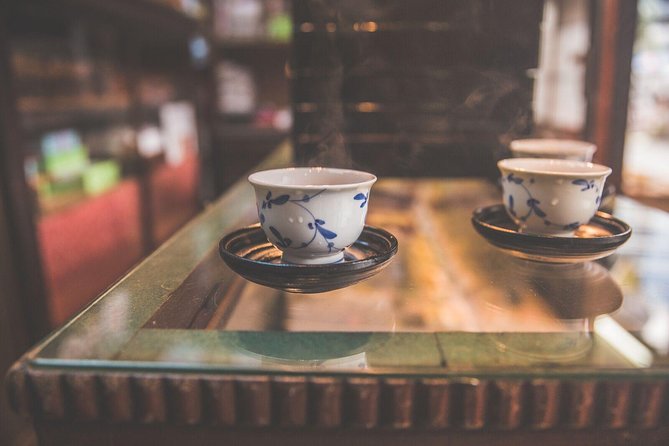 Best of Tokyos Shopping & Food: Japanese Cultural Experience - Savoring Traditional Treats