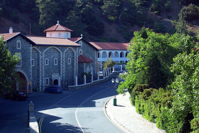 Best of Troodos Mountains & Villages Tour From Limassol - Tour Features and Accessibility