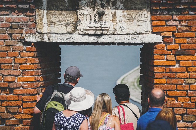 Best of Verona Highlights Walking Tour With Arena - Traveler Feedback