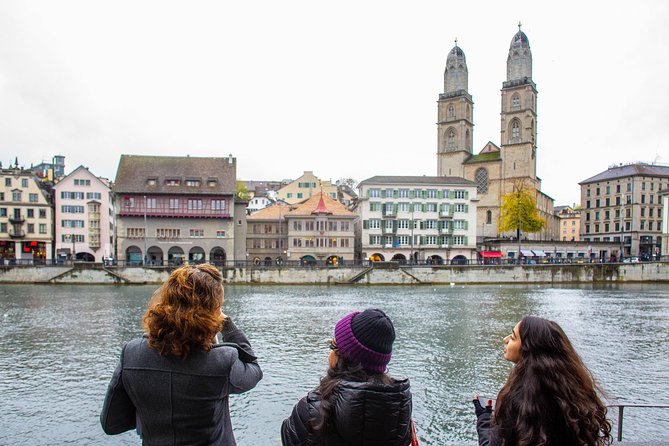Best of Zurich Tour With Felsenegg Cable Car and Ferry Ride - Relaxing Ferry Ride Across Lake Zurich