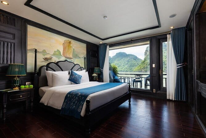 BEST SELLER - 2 Day 1 Night LAN HA bay cruise with All-Inclusive - Authentic Feedback and Reviews