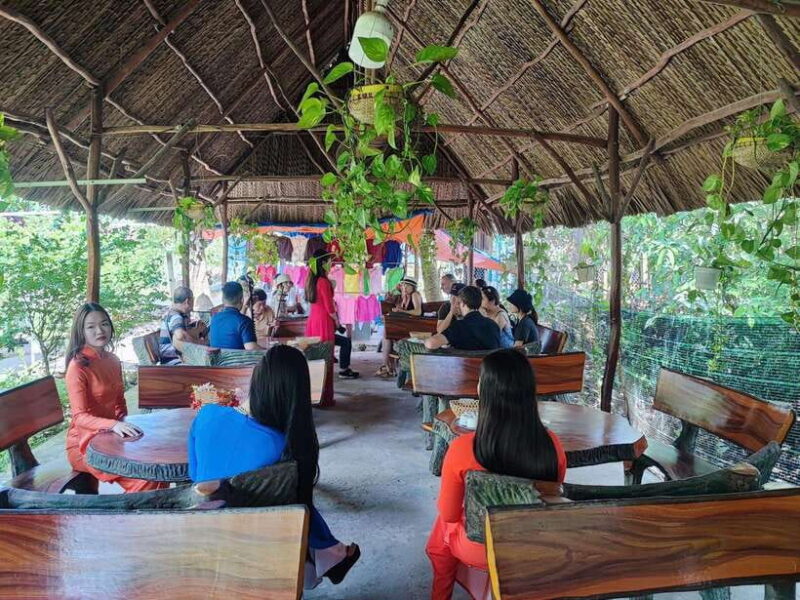 Best Seller Tour- Explore Mekong Delta Day Trip with Lunch - Discovering the Vinh Trang Pagoda and Rach Mieu Bridge