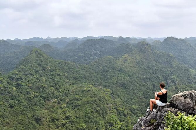 BEST UNIQUE 3-Day Halong Bay Cruise, Lan Ha & Cat Ba Island - Day 1: Exploring Halong Bay’s Highlights