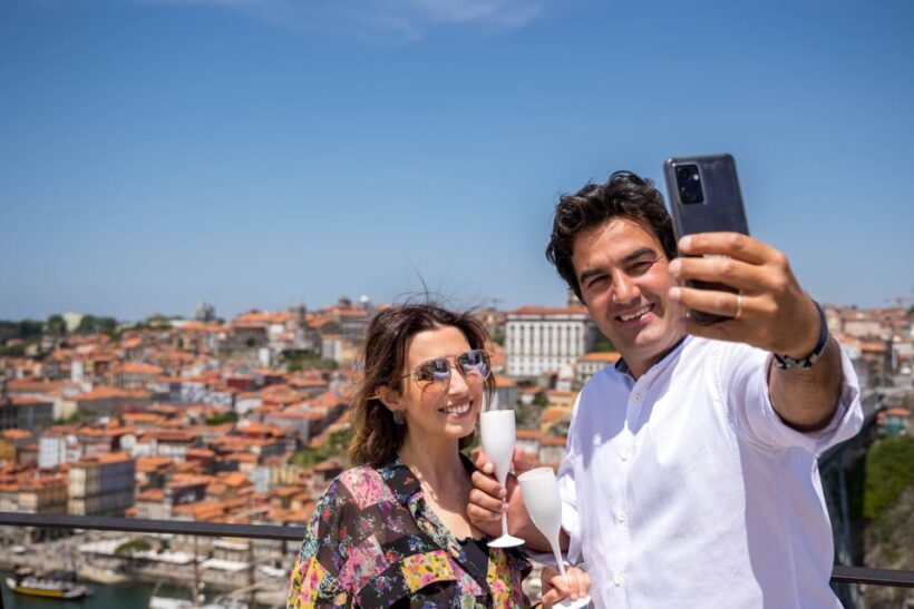 Best views to Porto from Gaia. VW Kombi tour with cocktail - FAQ