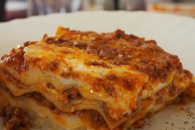 Best Winery With Restaurant and Wine Tasting From Florence - Dining Details